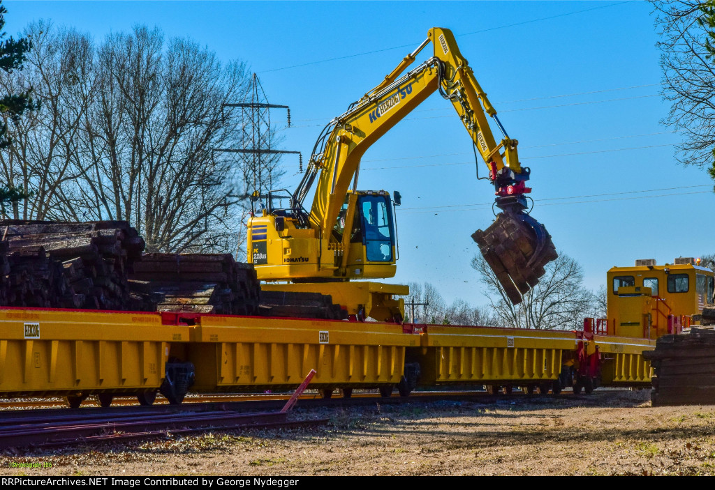 HZGX 21200 / 212 MoW equipment in action
